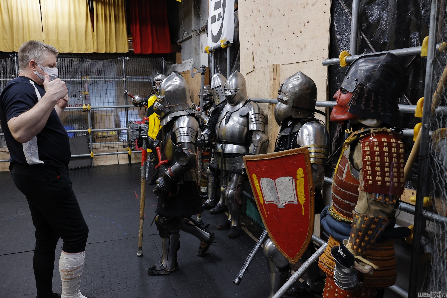 Trying Samurai Combat (Armored Battle) and Bushido Class at Castle ...