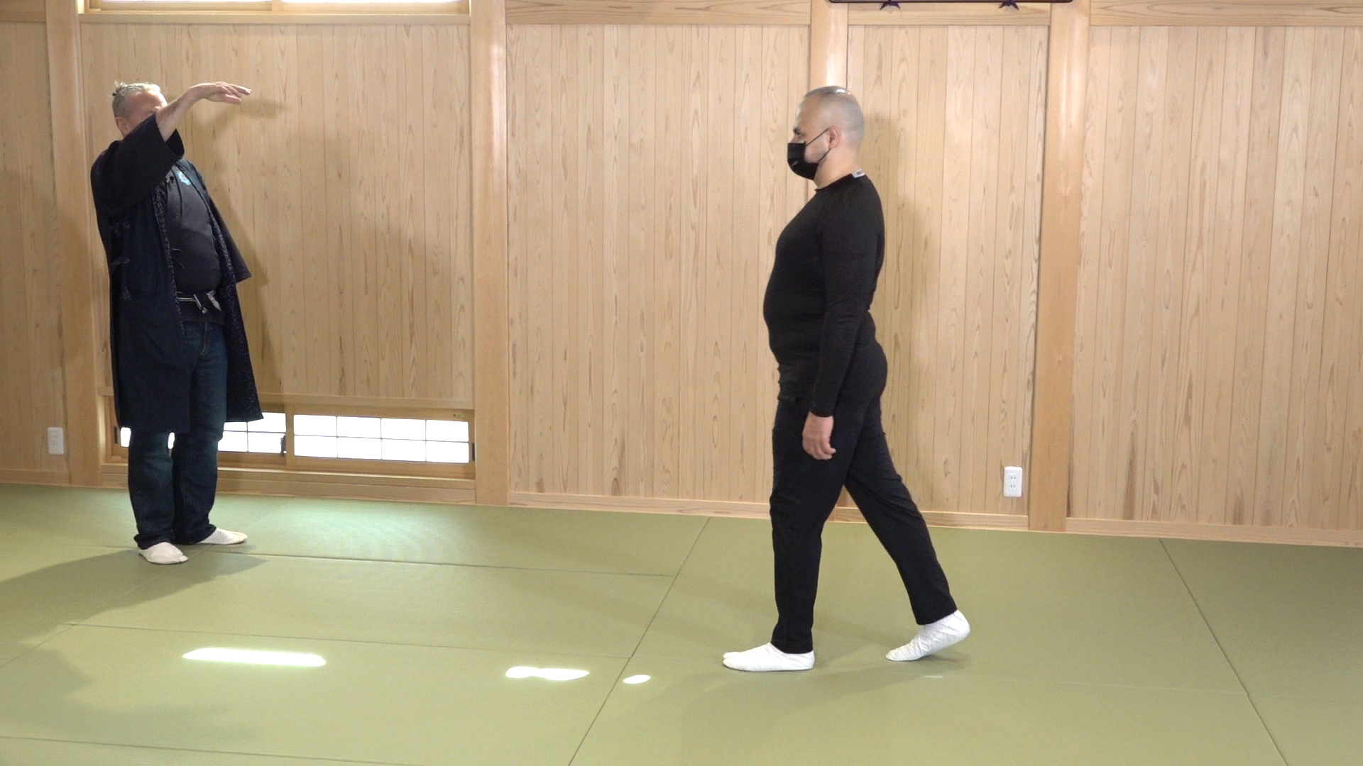 How to Master the Art of SAMURAI WALK Vol.1 【Nanba Walking & Nanba ...